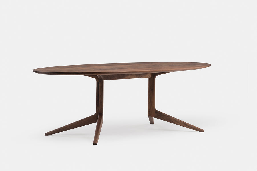 DINING TABLES – De La Espada